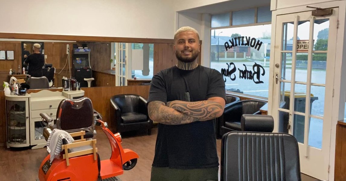 Barber brings his skills back to hometown | West Coast NZ