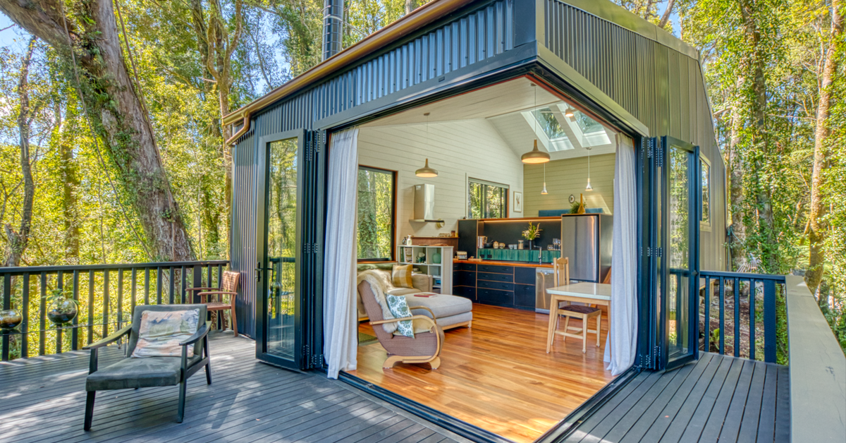 Te Aka Treehouse: From Passion Project to Eco-Friendly Retreat | West ...