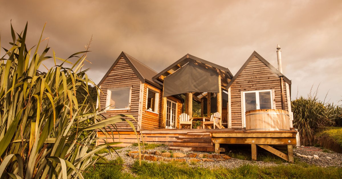 Canopy Camping Escapes | Woodpecker Hut | West Coast NZ